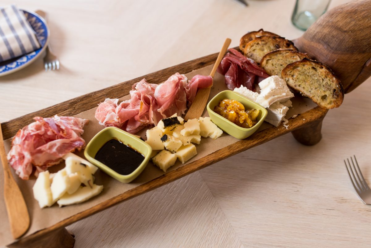 ¿Qué es el salumi? - Bottiglia Cucina & Enoteca | Savage Rose